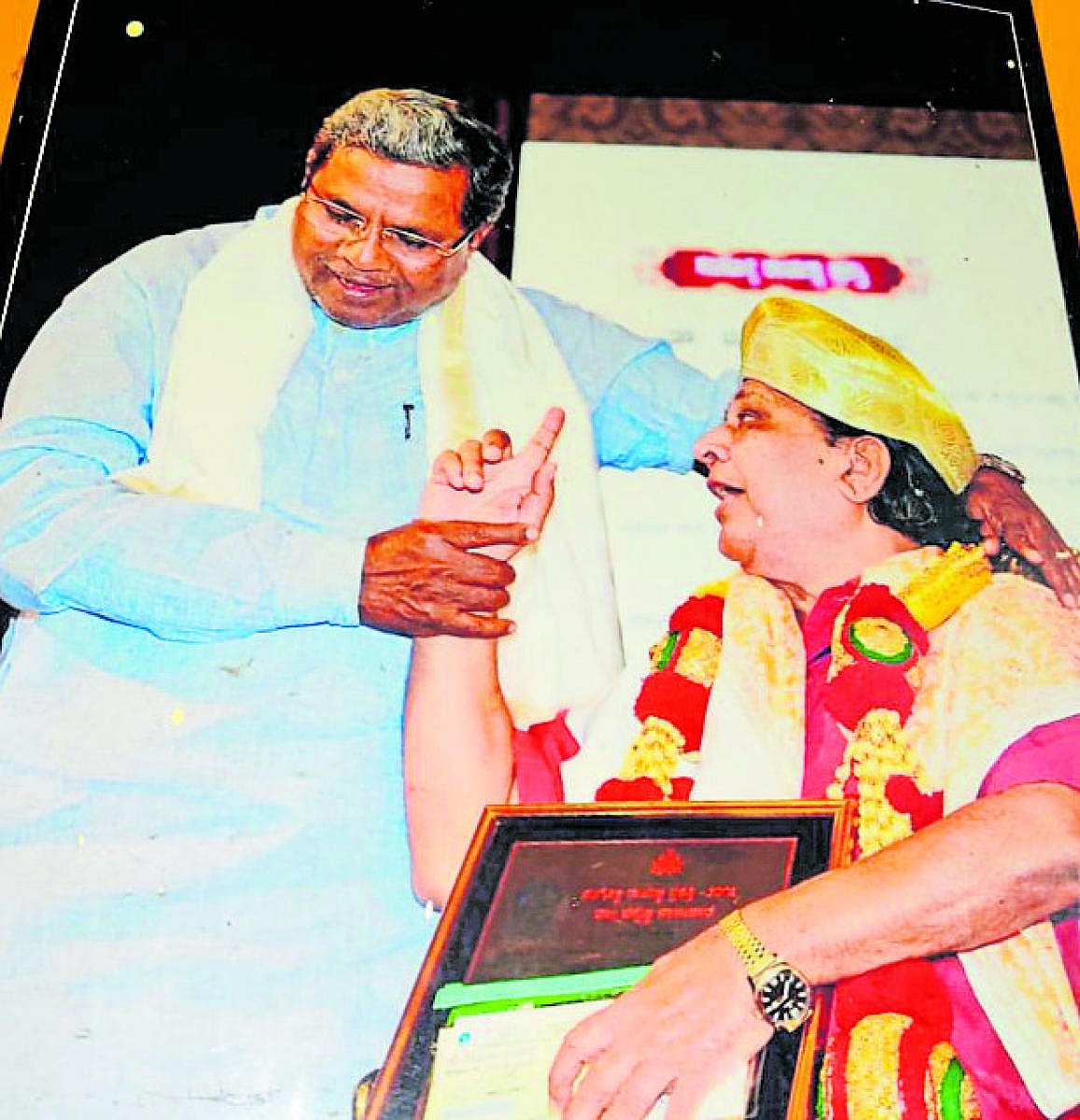 ಹಿರಿಯ ಬಂಡಾಯ ಸಾಹಿತಿ ಚನ್ನಣ್ಣ ವಾಲೀಕಾರ ನಿಧನ